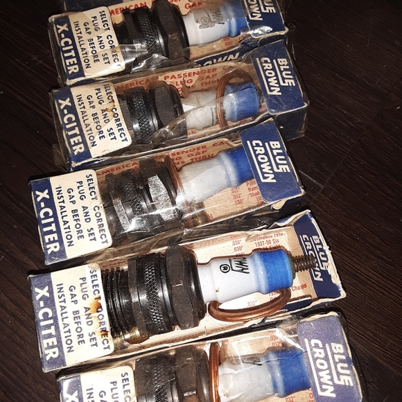 blue crown | Other | 94s First Splitfire Spark Plug That Was Made Acr ...